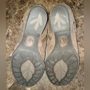 Born | Shoes | Born Harness Style Ankle Heel Boots Sz9 Side Zip Nonskid ...